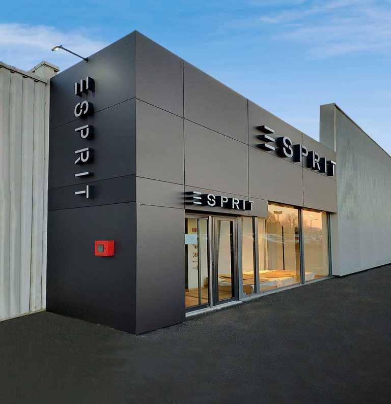 Habillage façades de boutiques - Armor Enseigne Création